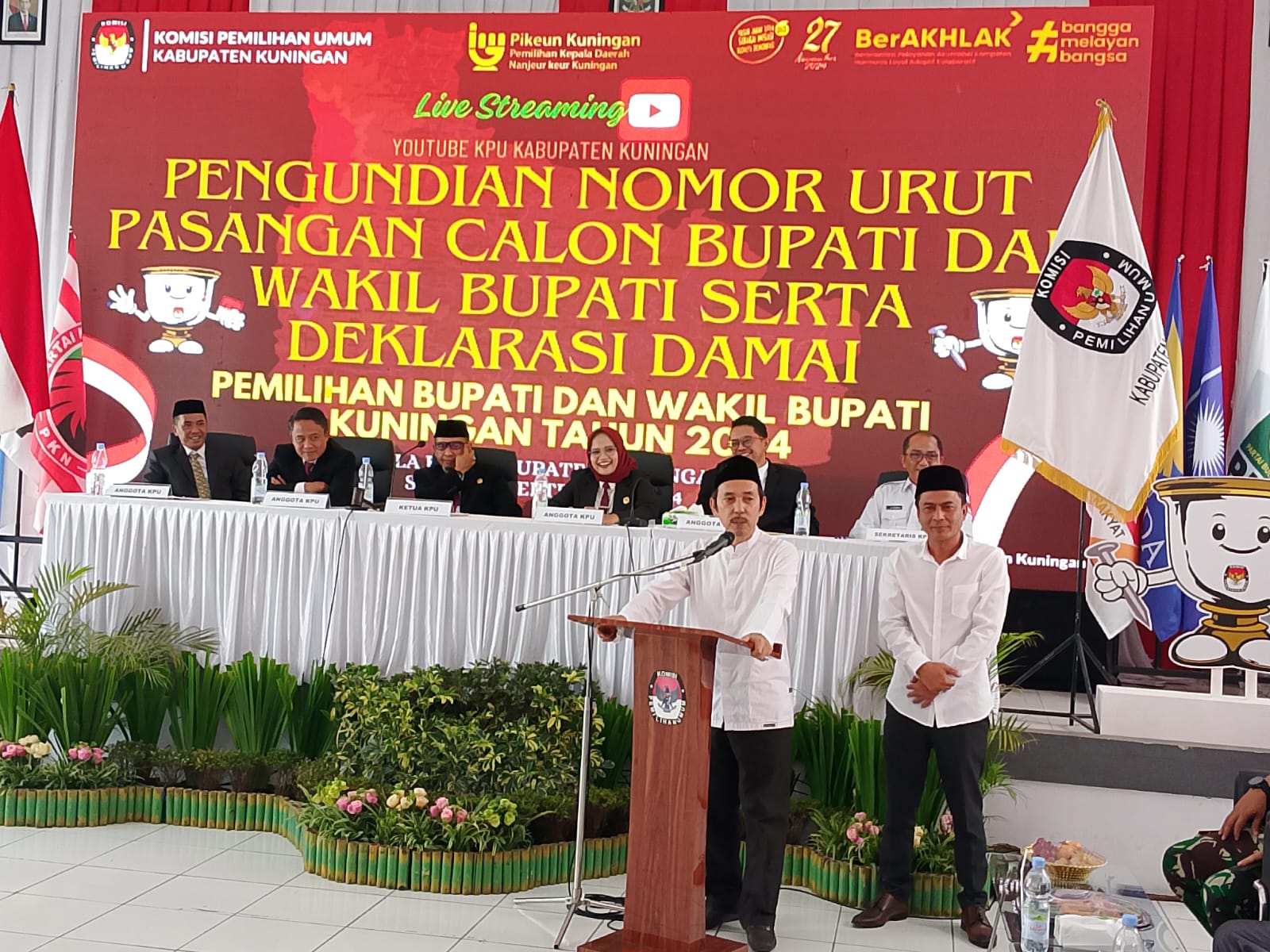 H Kamdan Sebut Yanuar Hidayat, Cabup Nomor 3 Yanuar Prihatin Balas ...